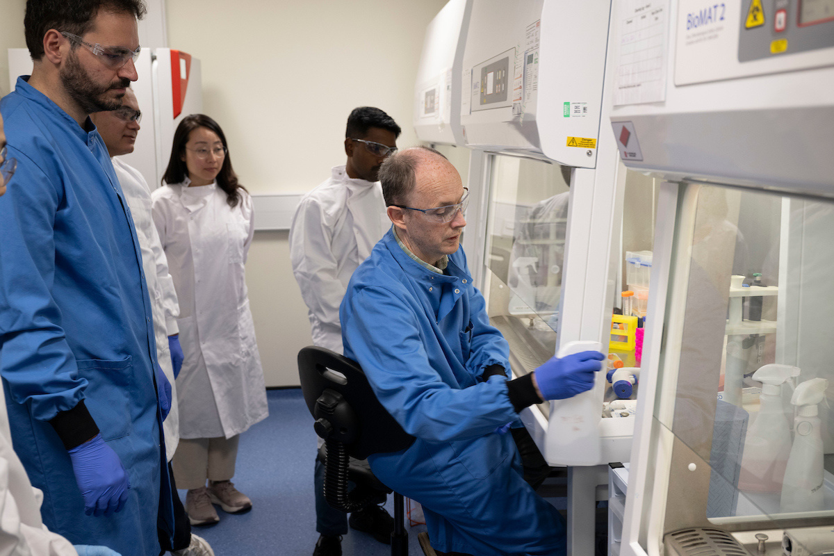 The Nanotechnology course team | Oxford Lifelong Learning, University ...